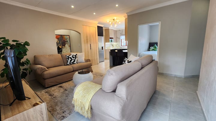 Villa Adela Self-catering Apartment Pretoria - Pretoria