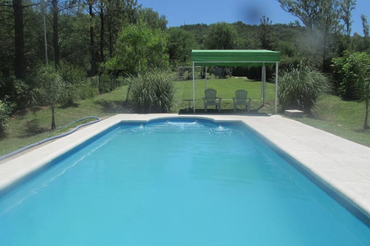 Hermosa Casa Con Piscina Y Costa Al Río - Argentinië