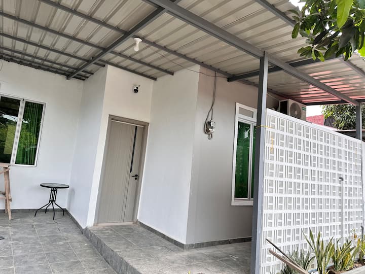 Guest House City Garden - Batam