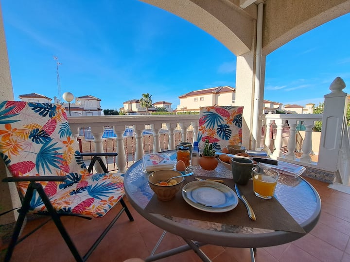 Casa De Cerro - La Marina