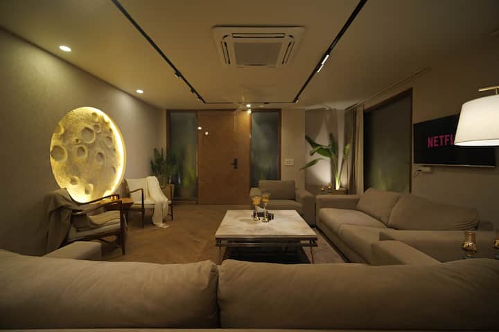 Lune · 2bhk By Vyagram · South Delhi -