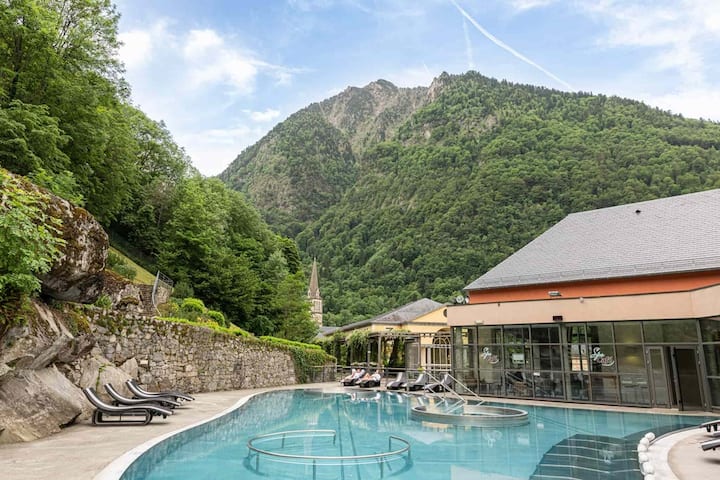 L'izard, Piscine Et Spa, Parking - Cauterets