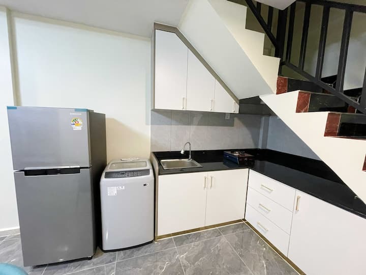 2 Floor House In Russian Market Area - Phnom Penh