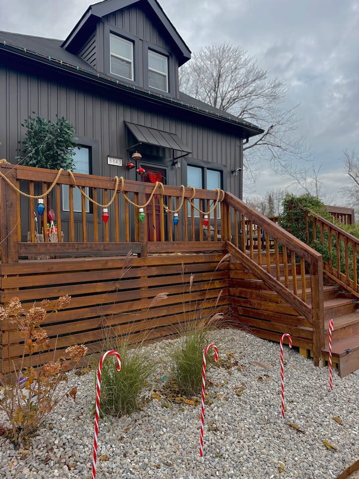 Modern 4br Downtown Detroit | Hot Tub • Fire Pit - Detroit