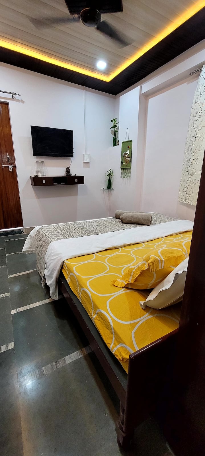 A Stay Close To Agra Airport And Railway Station. - Agra