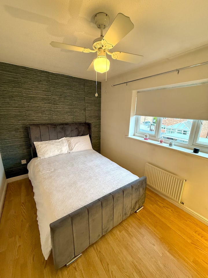 Modern Cozy Double Room – Feels Like Home - Liverpool