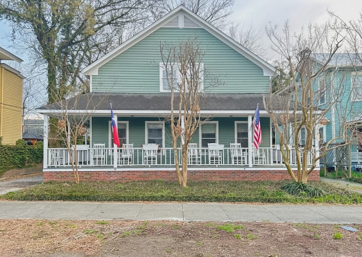 Bleu Haven | Entire Duplex | 3 Blocks To Downtown - Wilmington, NC