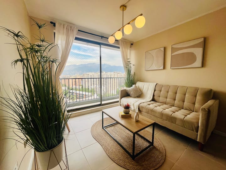 Dpto. Central Con Vista Despejada A La Cordillera - Santiago