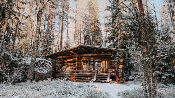 Taskumökki - Cozy Finnish Forest Cabin - Mikkeli