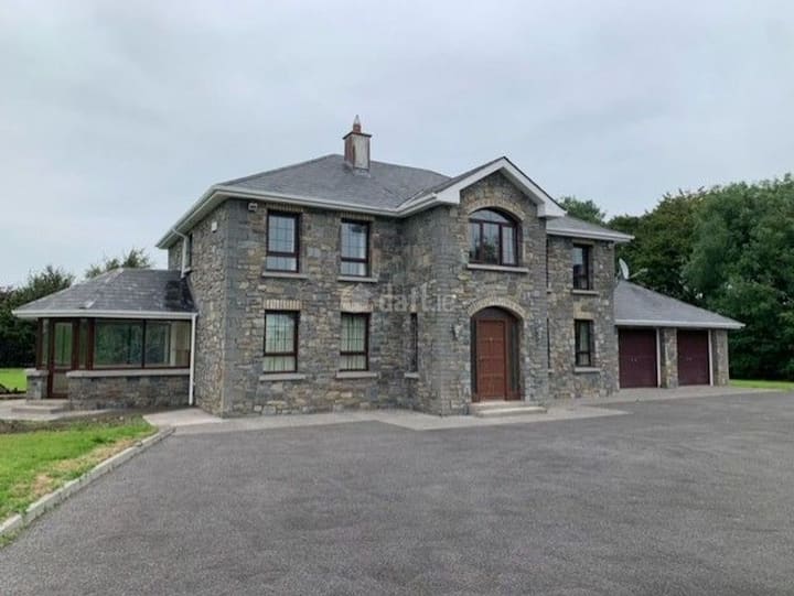 Cas - Mh1 Balyfallon 4br House Sleeps 7 - Trim