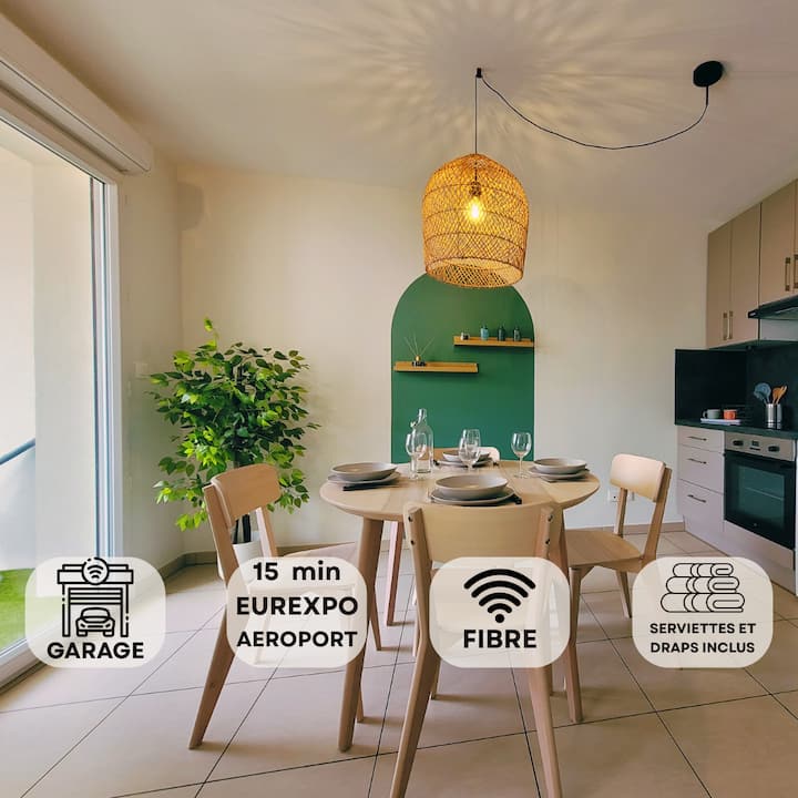 Le Cosmo • Proche Tram & Stade• Design Chaleureux - Meyzieu