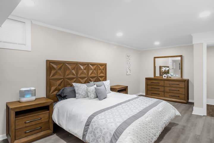 One Bedroom Apartment: Jamestown - High Point, NC