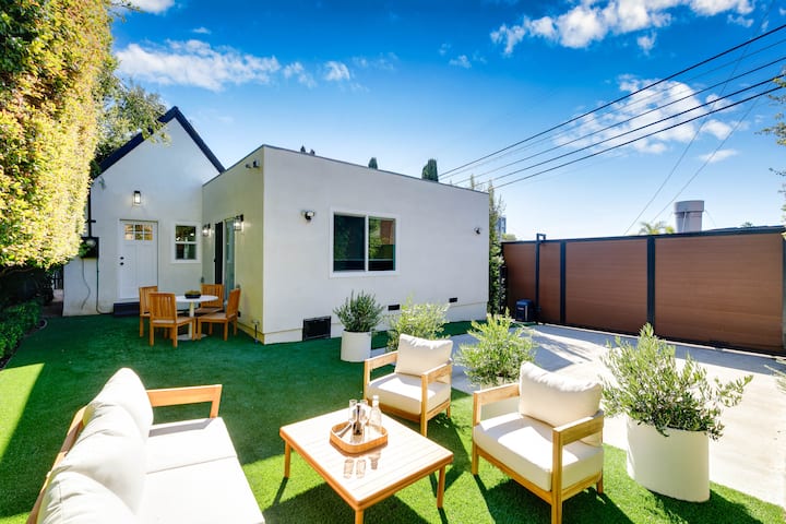 Luxurious & Modern Mid Wilshire Home - ウェスト・ハリウッド, CA