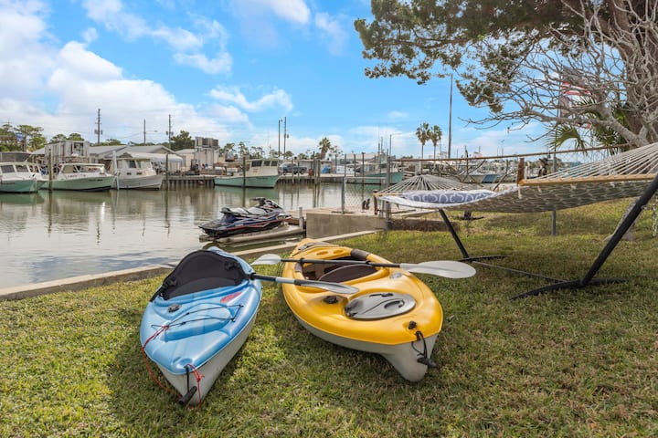 Bimini Breeze Retreat Direct Gulf Access - Hernando Beach, Florida