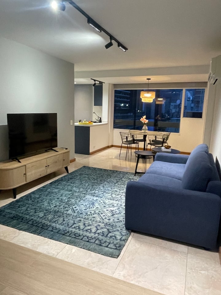 Apto Moderno Y Cómodo, Excelente Ubicación - Caracas