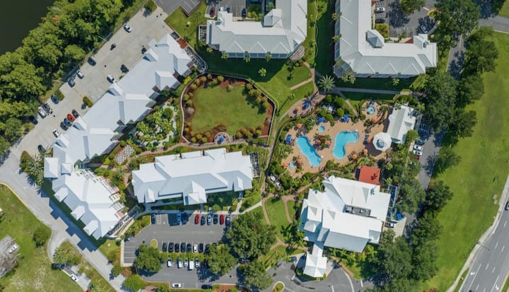 Family Fun Resort! - Orlando, FL