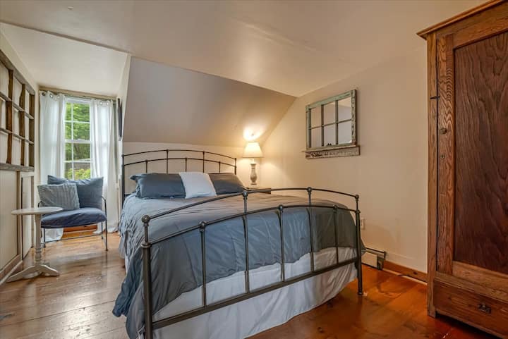 Cozy Downtown Jim Thorpe Room - Lehigh Gorge State Park, Jim Thorpe