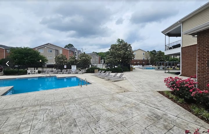 University Downs-1 Mile From Bd Stadium - Tuscaloosa, AL