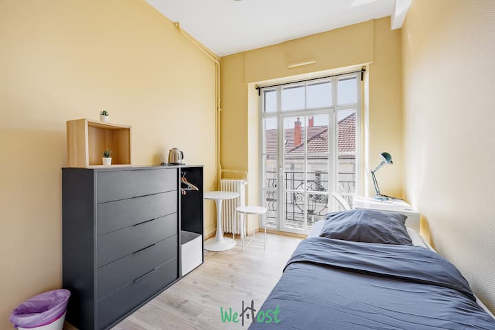 Confort Et Charme Au Cœur De Besançon - Besançon