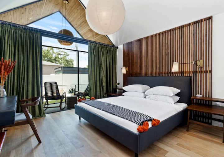 Beatnik Motel Cabin #1 - Biloxi, MS