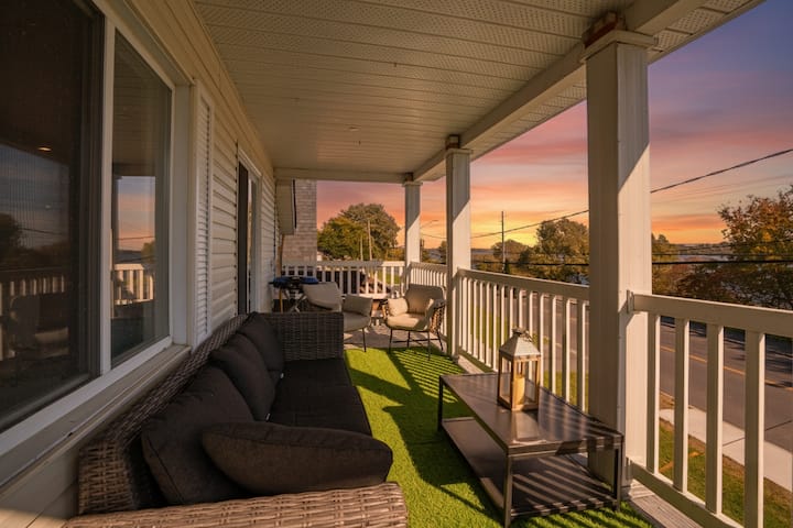 River Front | Free Parking | Newly Renovated - Cornwall, ON, Canada