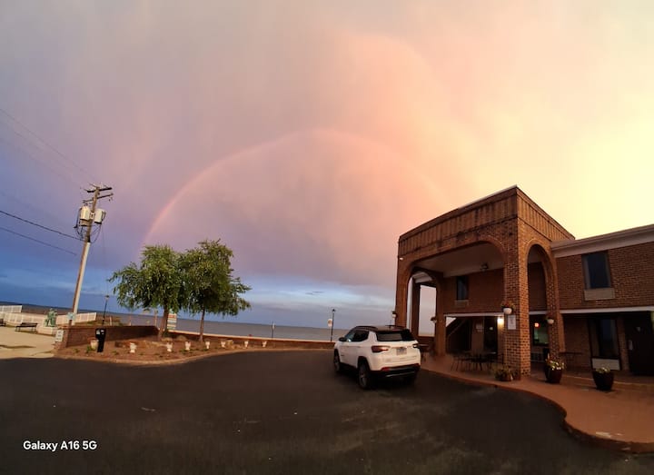 River Edge Inn - Colonial Beach, VA