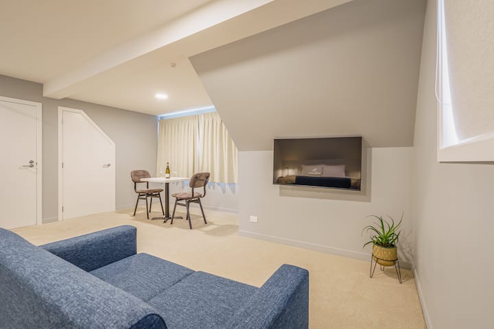 Relax In The Woolshed Suites – Central Lake Tekapo - West Coast