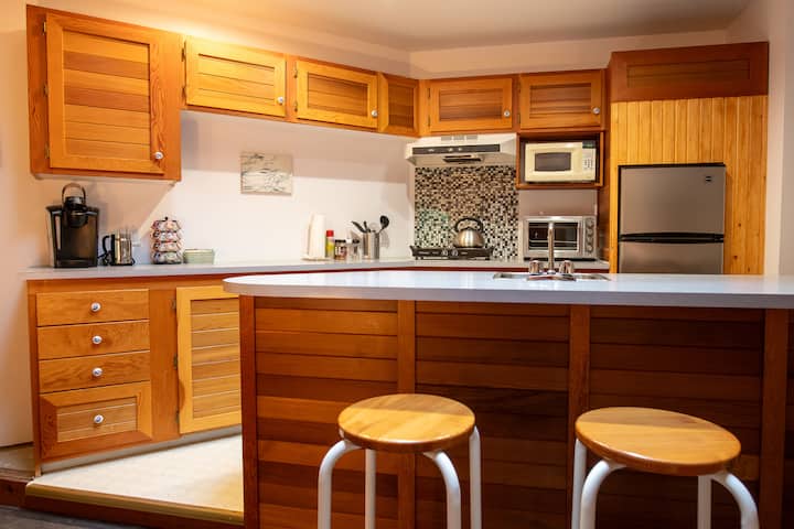 Cozy Cabin-style Suite For Long Stays - Suite 3 - Squamish