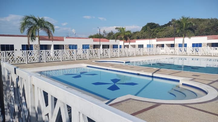 Quinta De Lujo, Piscinas Y Jacuzzi - Flandes
