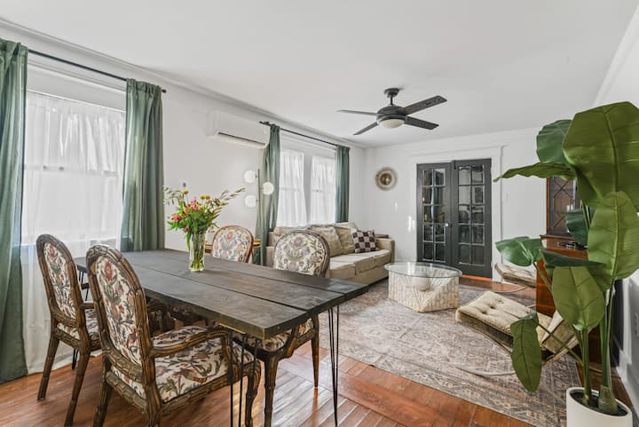 Maison Mardi | Walk To City Park & Streetcar - Metairie, LA