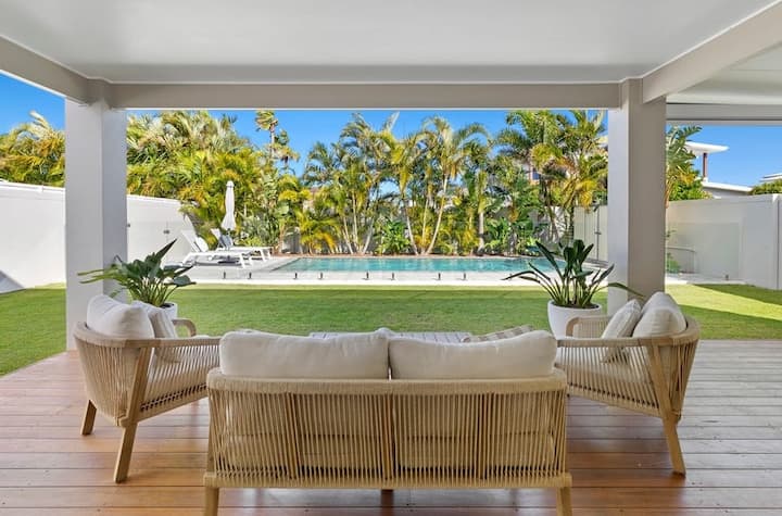 Barrels - Beachside Home Located In Salt Village - Cabarita Beach