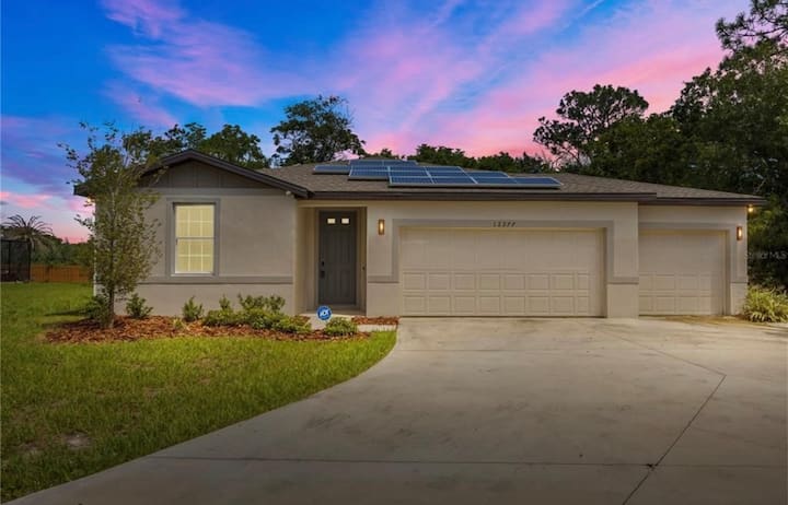 Spring Hill The Best Place To Enjoy Your Stay - Spring Hill, FL