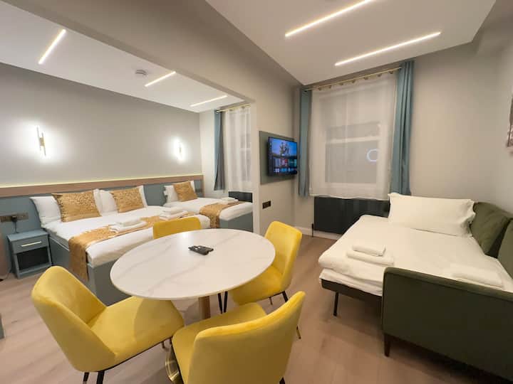 Modern Stylish Apartment In Camden - London, UK