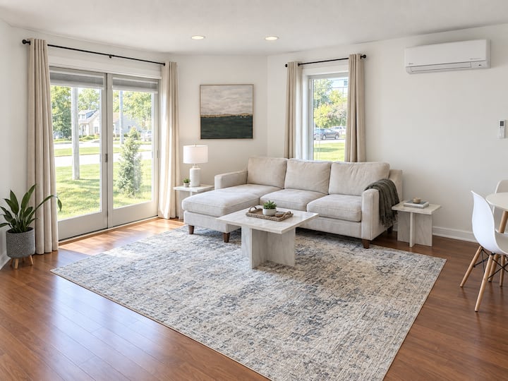 Bright & Modern Main Floor 1br Suite Top Location! - Thunder Bay