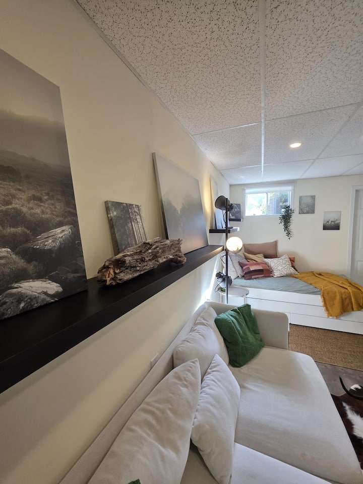 The Greenwood Haven – Relax, Unwind, Recharge - Mississauga