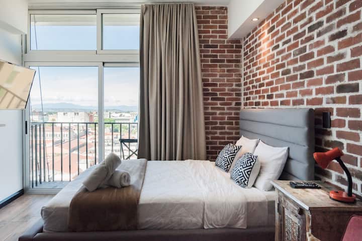 Modern Loft · Heart Of Downtown - Guatemala