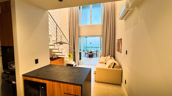 Loft à Beira-mar | Vista Incrível - Jardim Armação - Brazil