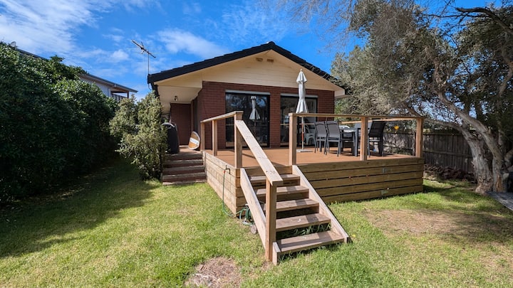 Cosy Cape Retreat - San Remo