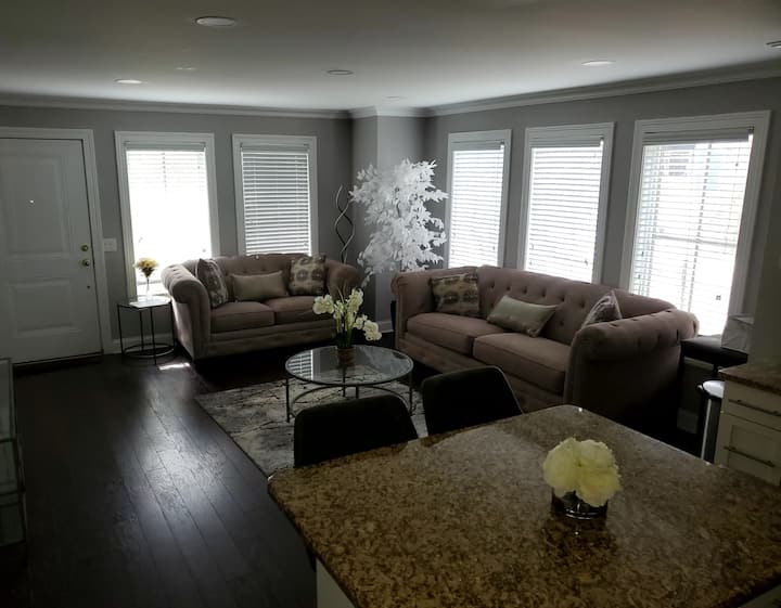Elegant 2-bed Apartment • Near Edgewater - Astoria - Queens NY