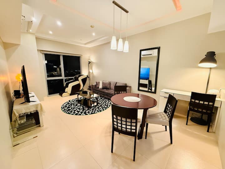 Letstay: Bgc (39g) 1-br 56-sqm Renovated Oct 2025 - Taguig