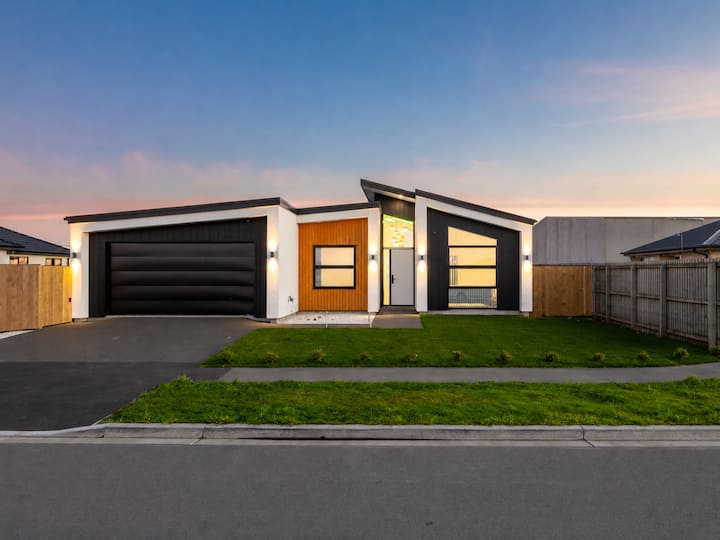 Brand New Home Gem  Near City & Shops - Christchurch