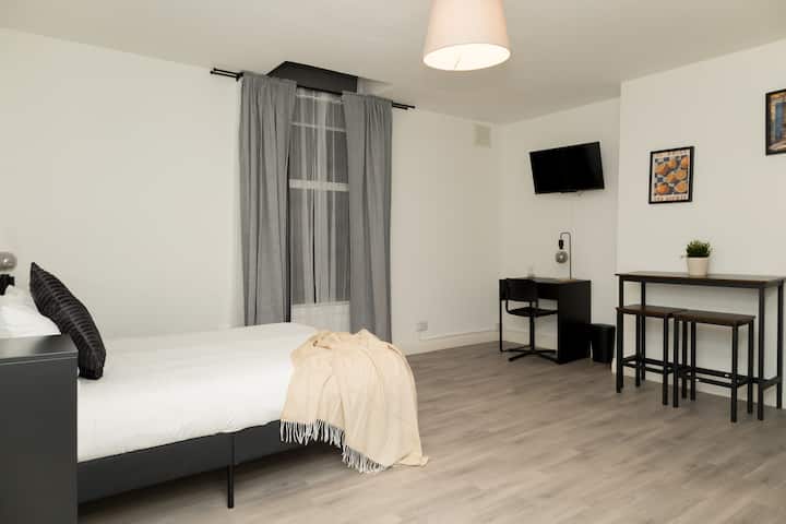 Central Studio In Phibsborough - Dublin