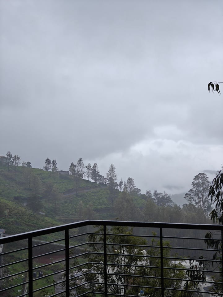Ooty Misty Hills Luxury Villa - 우다가만달람
