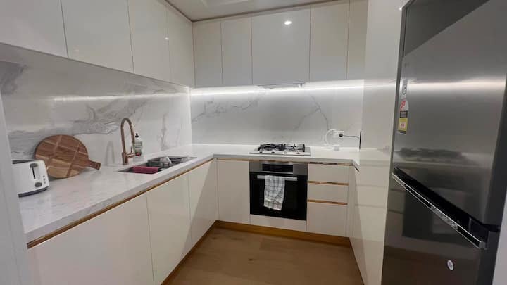 Boxhill 2b2b1c Spacious Apartment - Box Hill