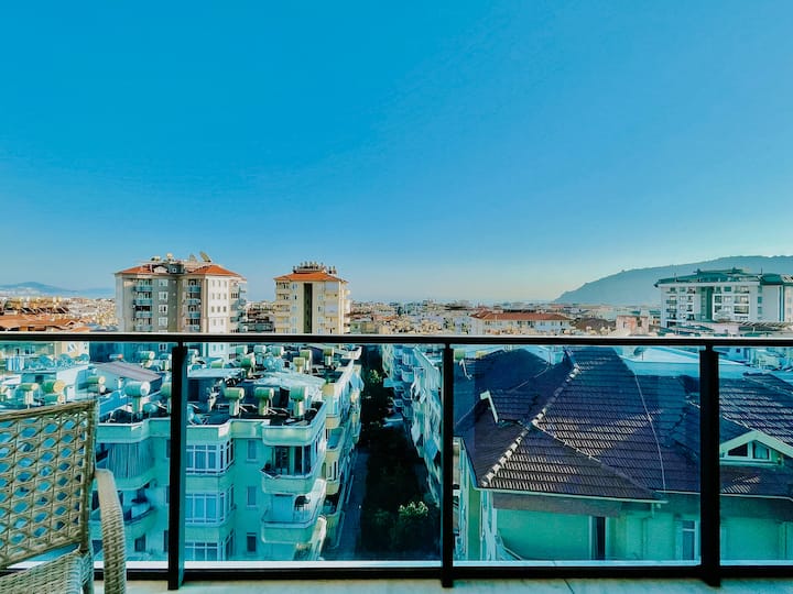 Премиальная квартира с видом на море в центре - Alanya