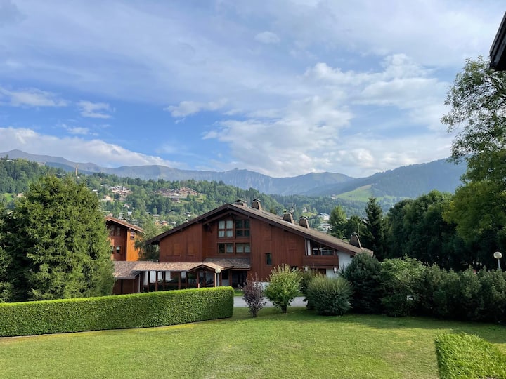 Balcon Avec Vue Montagne • Cocon Calme - Megève