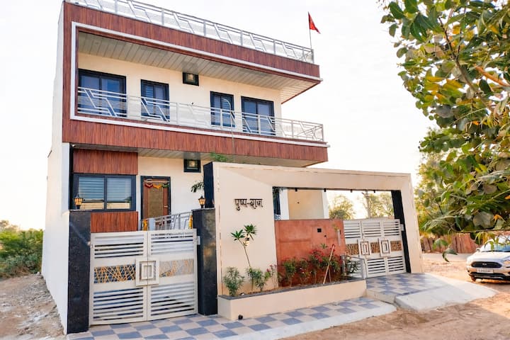 3 Bhk Pushp-raj 2400ft² : Rooftop+ Garden+ Parking - Jodhpur