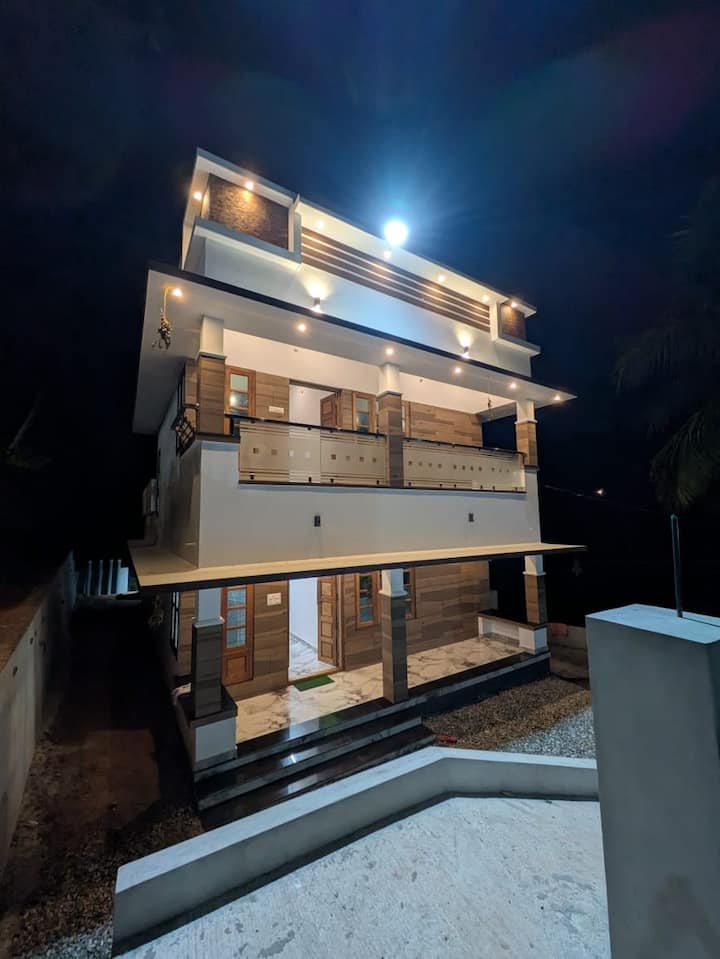 Brook By The Sea - Varkala