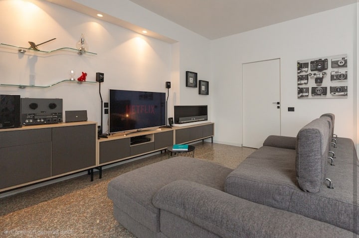 The Hub - Milano Rho Fiera - Saronno