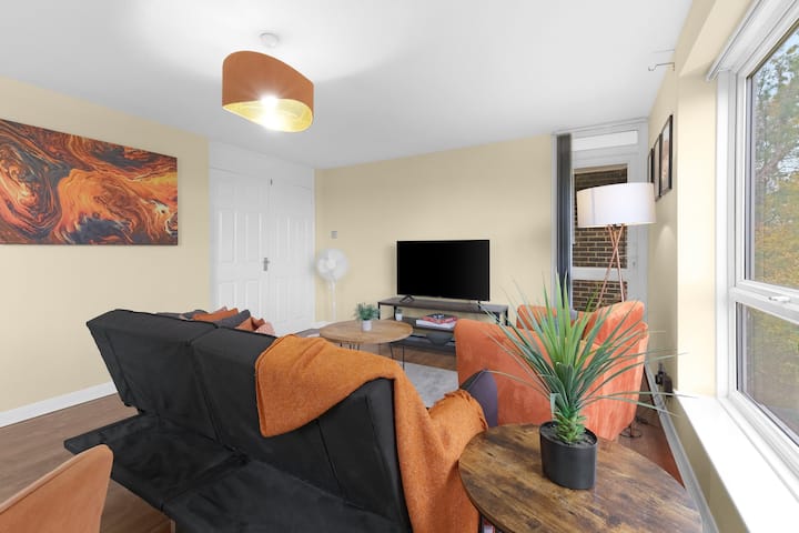 Modern 2-bed Apt. With Parking – Broadlands Court - Bracknell